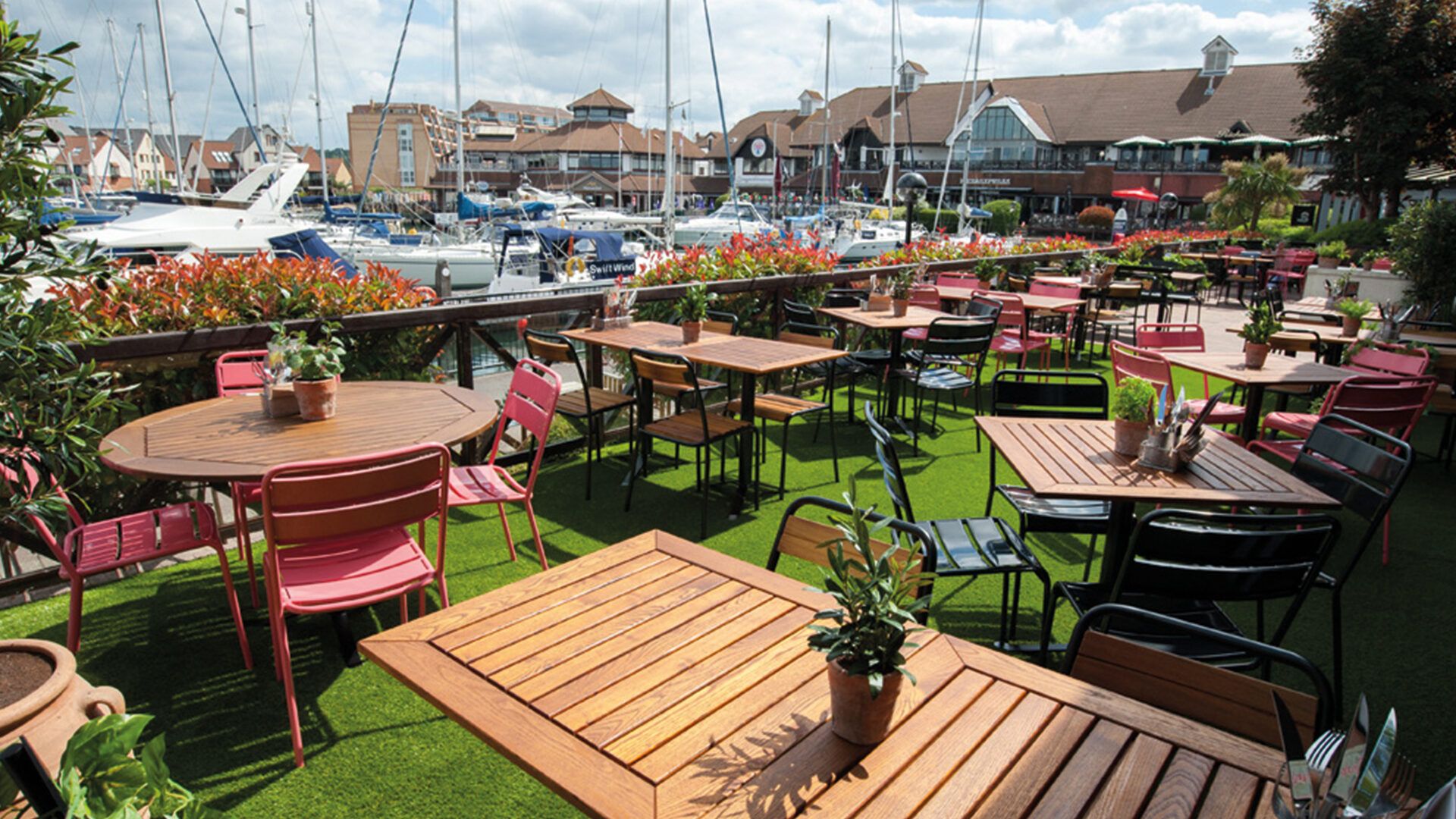 Zizzi Italian Restaurants Port Solent | Port Solent Marina