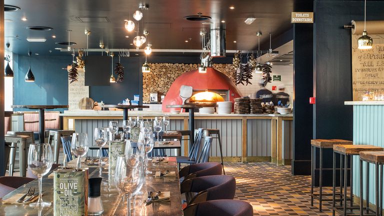 Zizzi Italian Restaurants Tower Hill London | Italian near Tower of London